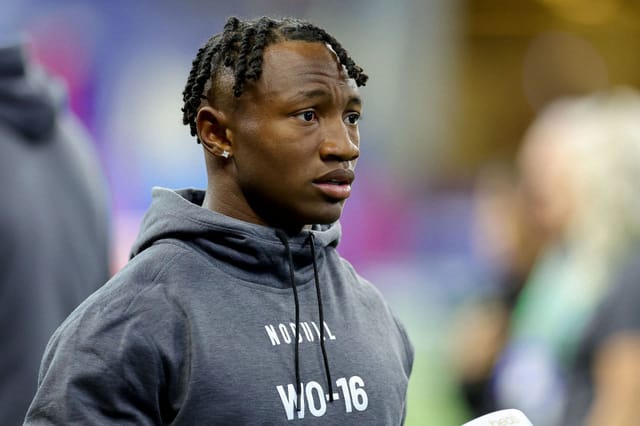 Who are Zay Flowers's parents?