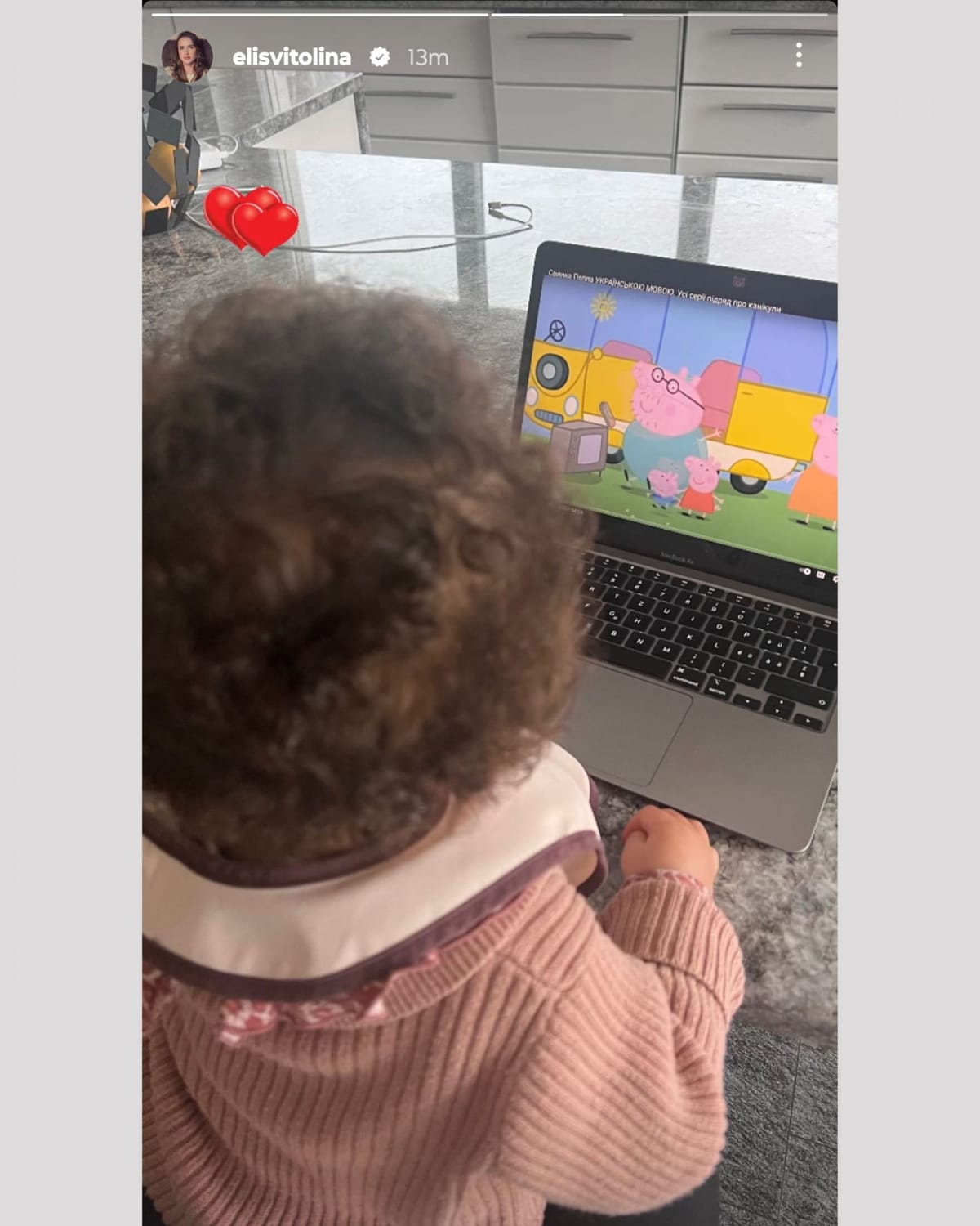 Elina Svitolina gives a peek into her mom duty as she watches Peppa Pig ...