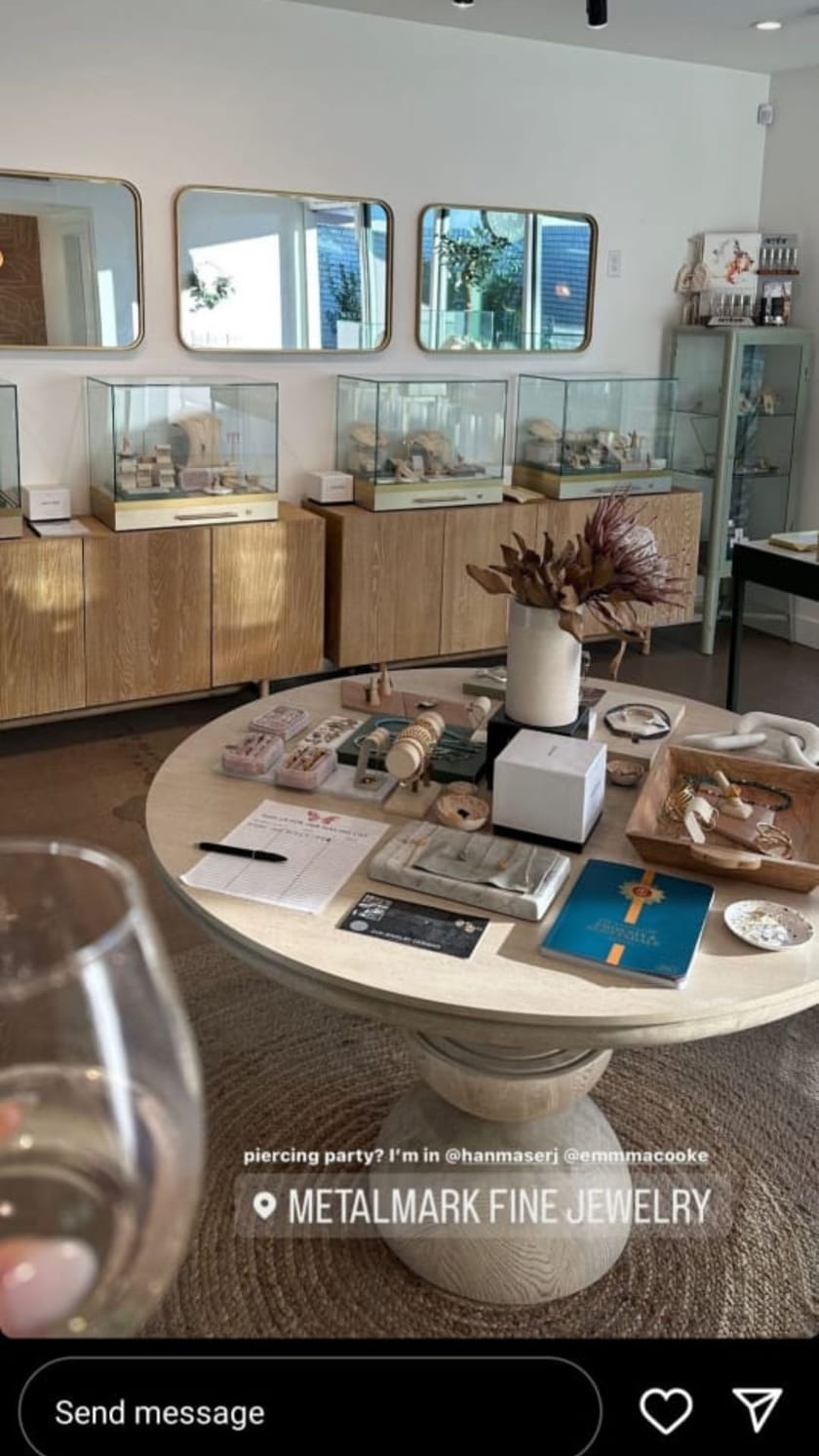 Kara Maxine Bieber shares glimpse of her piercing party, wears $ 2,300 ...