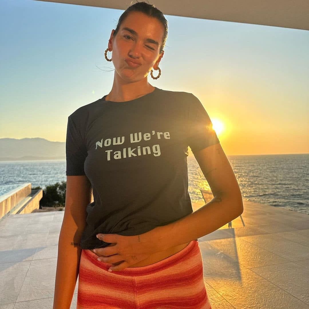 How old is Dua Lipa?