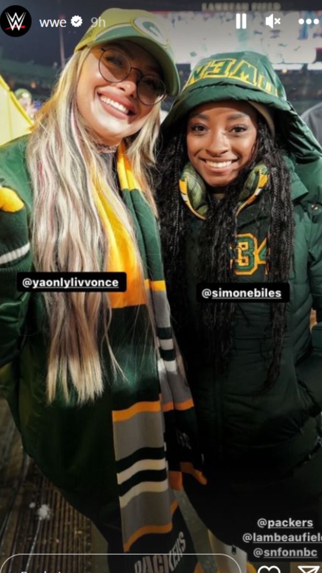 Simone Biles meets WWE star Liv Morgan while attending Green Bay ...