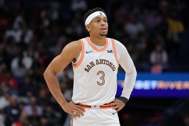 How much is Keldon Johnson's Contract?