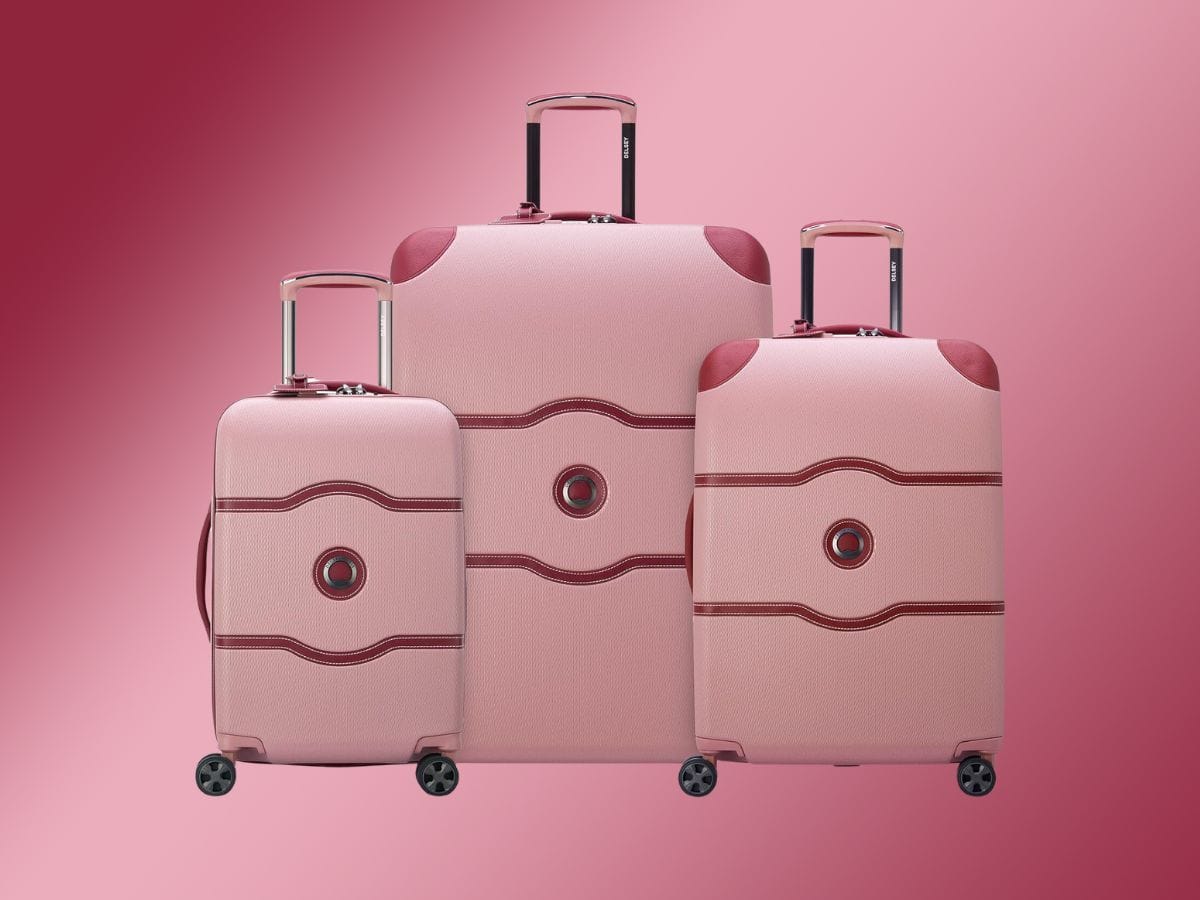 11 best fashionable luggage sets for New Year travel plans
