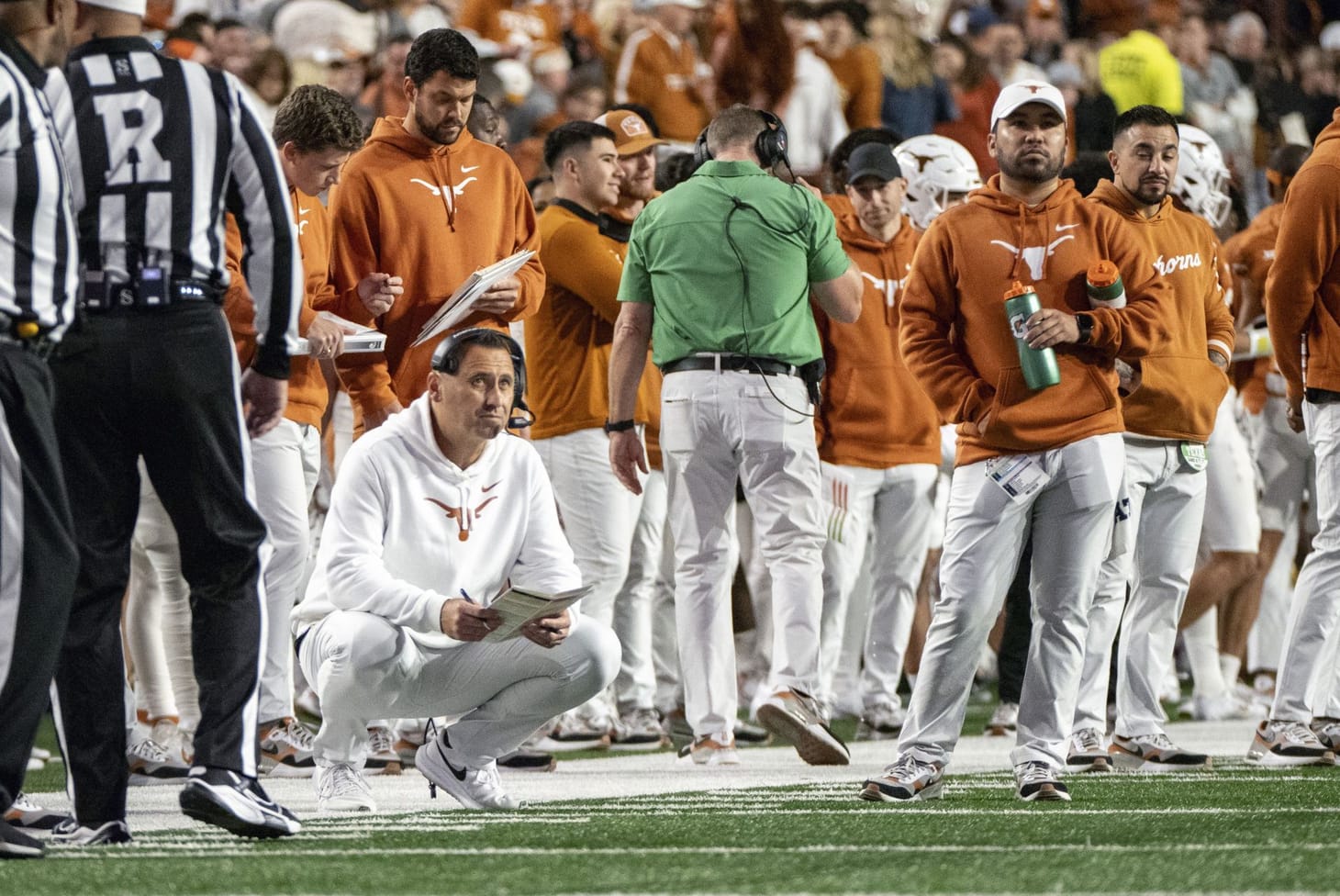Top 5 college football teams that wear orange ft. Texas Longhorns ...