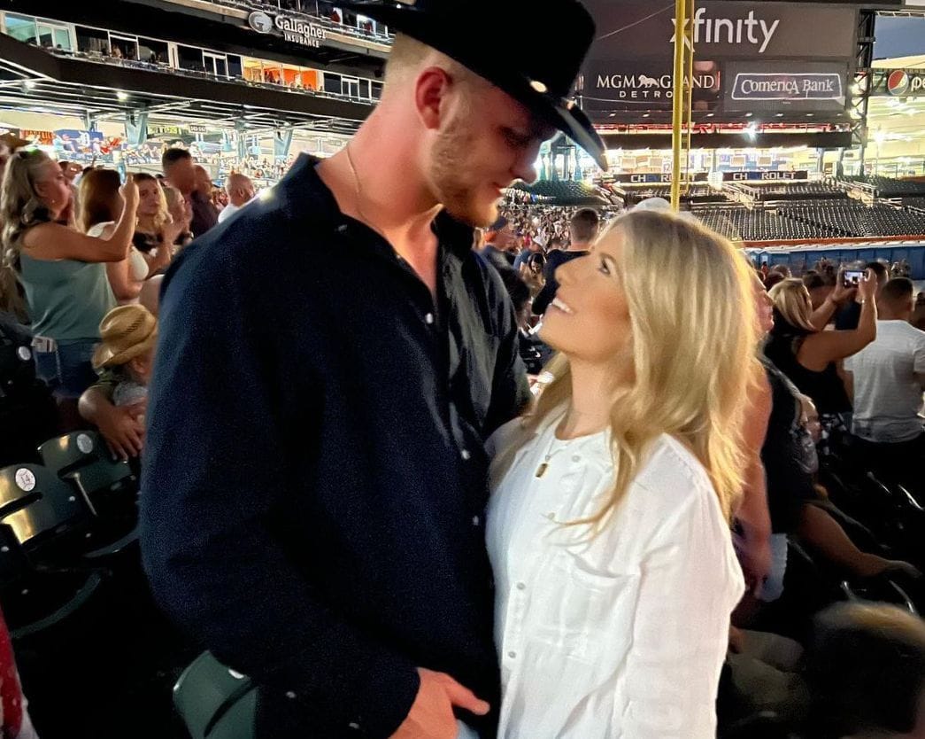 Who is Aidan Hutchinson’s Girlfriend?