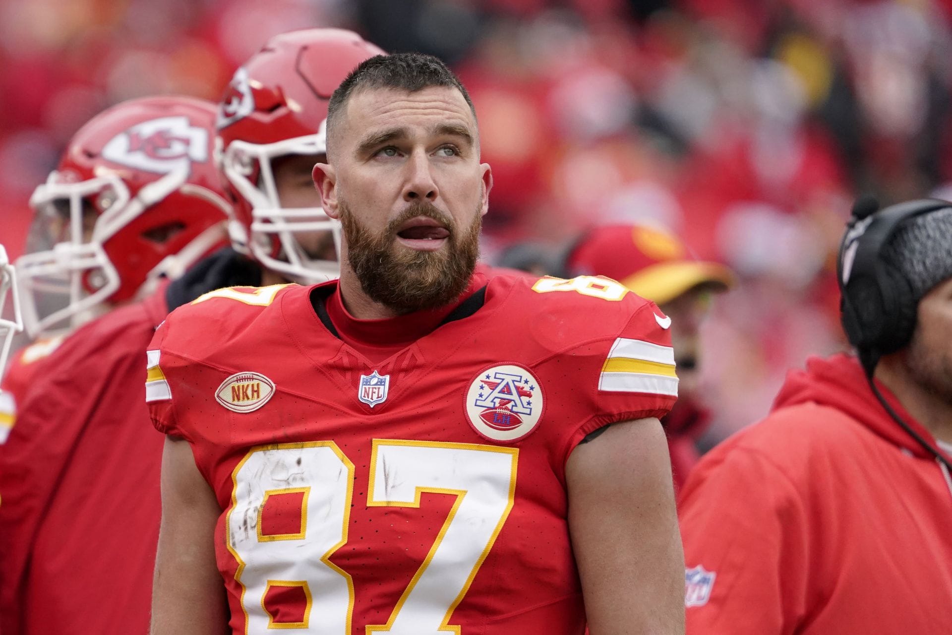 Travis Kelce sounds off on Chiefs 'trash' offense after 20-14 loss vs Raiders - "Frustrating f ...