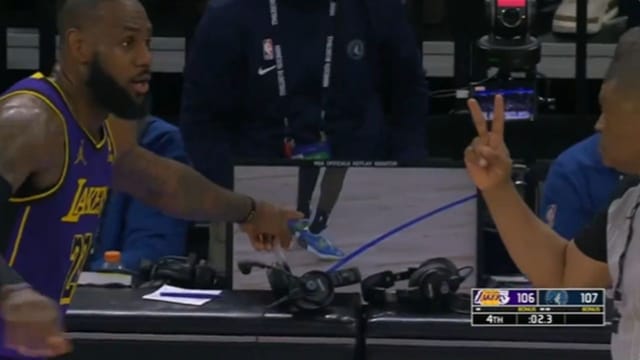 "REFS SCREW LEBRON ON HIS BIRTHDAY": Lakers fans distraught after ...