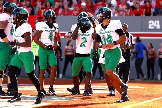 Marshall Thundering Herd Football - News, Schedule, Roster, Stats ...