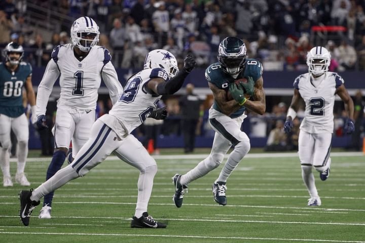 DeVonta Smith injury update: Latest on Eagles WR for Wek 16 Fantasy ...