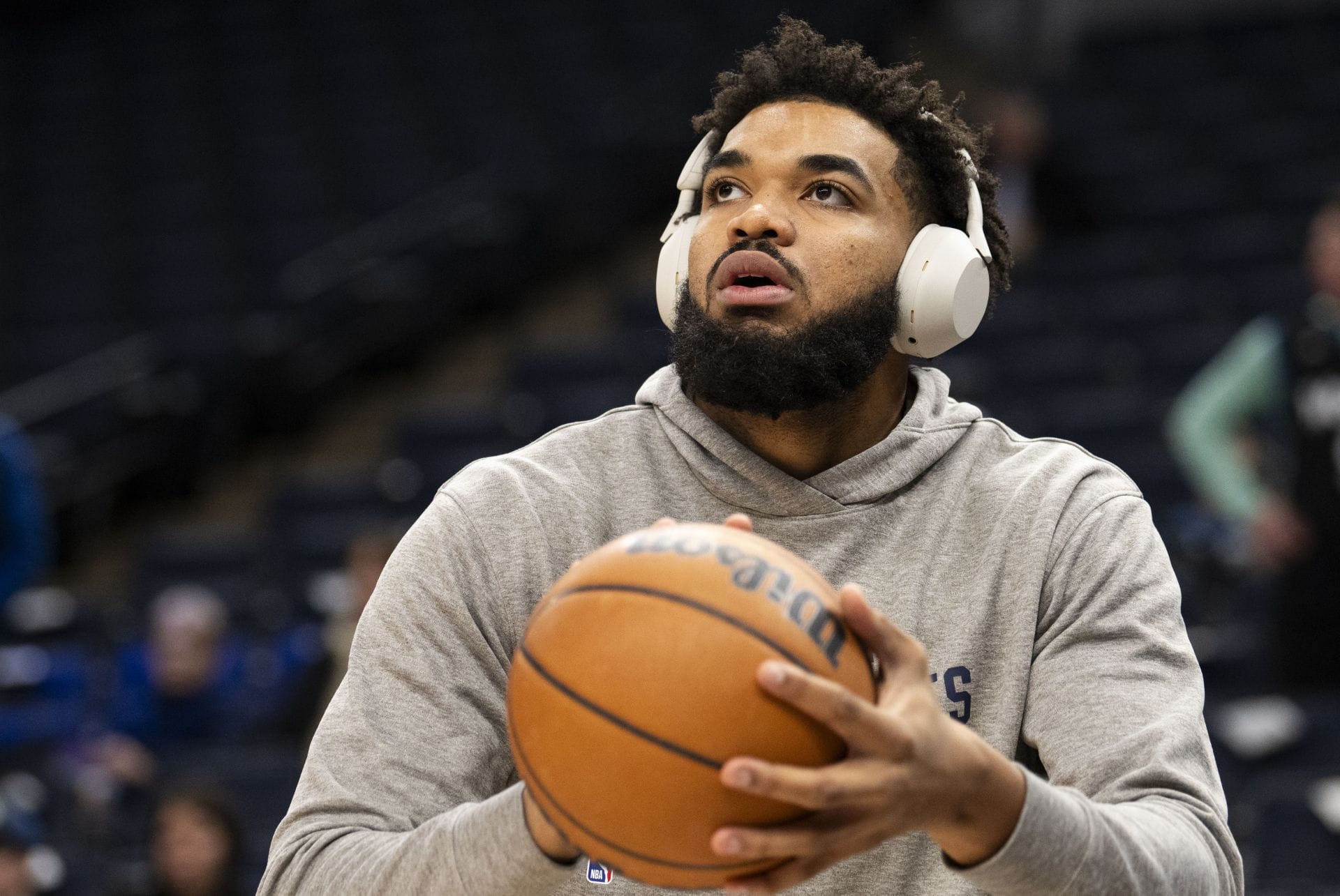 "LeBron type s**t" - NBA fans roast Karl-Anthony Towns for claiming ...