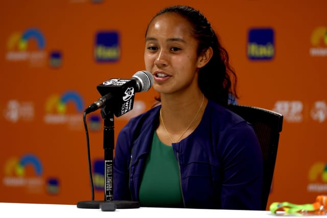 Leylah Fernandez attends Miami Heat vs Atlanta Hawks game, gives shout ...