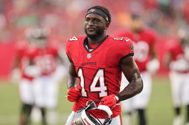 Chris Godwin injury update: Latest on Buccaneers WR for Week 15 Fantasy ...