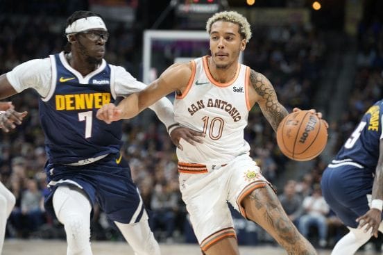 How tall is Jeremy Sochan?