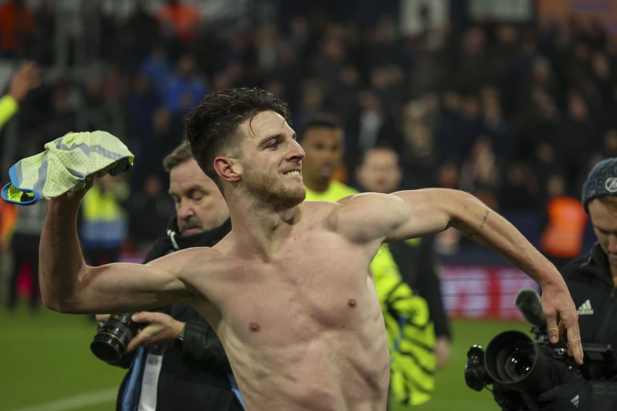 Manchester United Transfer News Roundup: Red Devils leading Donyell ...