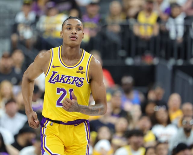 Who are the new players for the Los Angeles Lakers in 2023-2024?