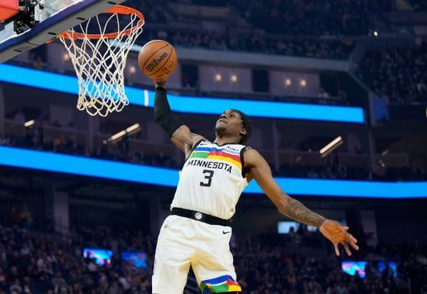 What team is Jaden McDaniels on?