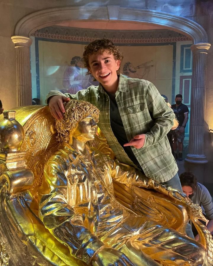 How old is Walker Scobell?