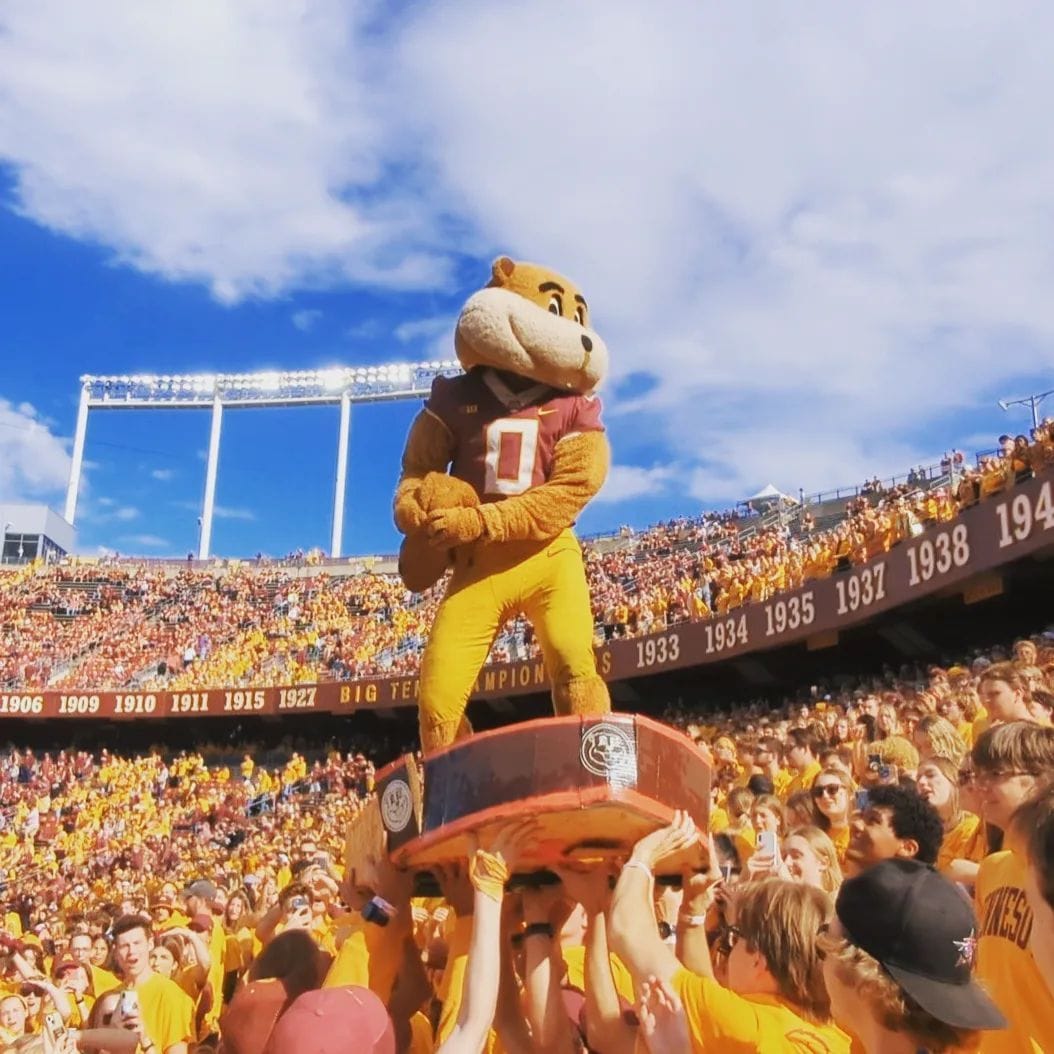 How many National Championships have the Minnesota Golden Gophers won?