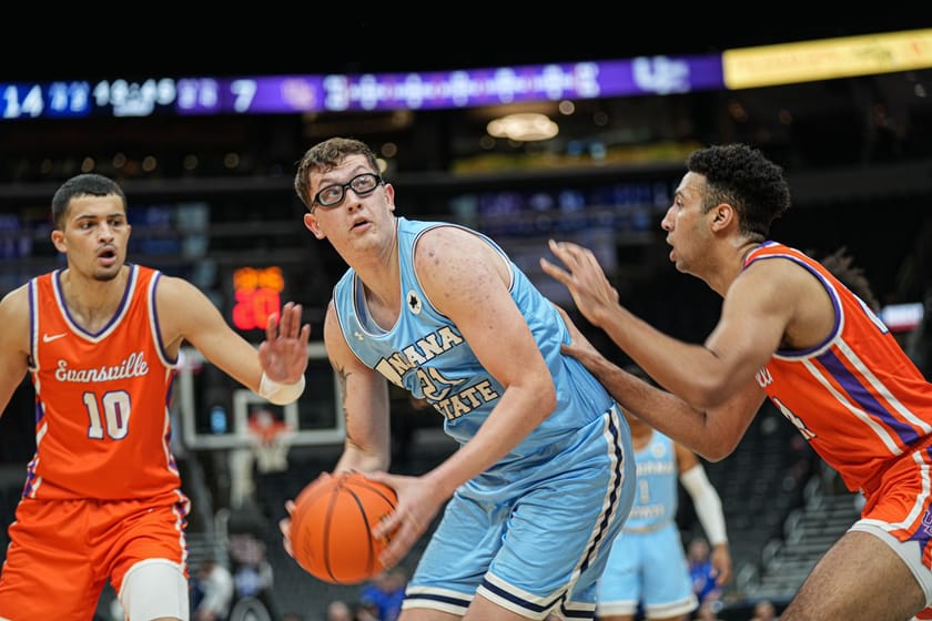 "I try to model after him": Indiana State center Robbie Avila makes ...