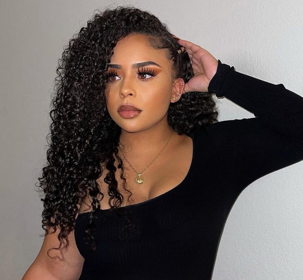 Who is Chris Jones Wife ? Sheawna Weathersby