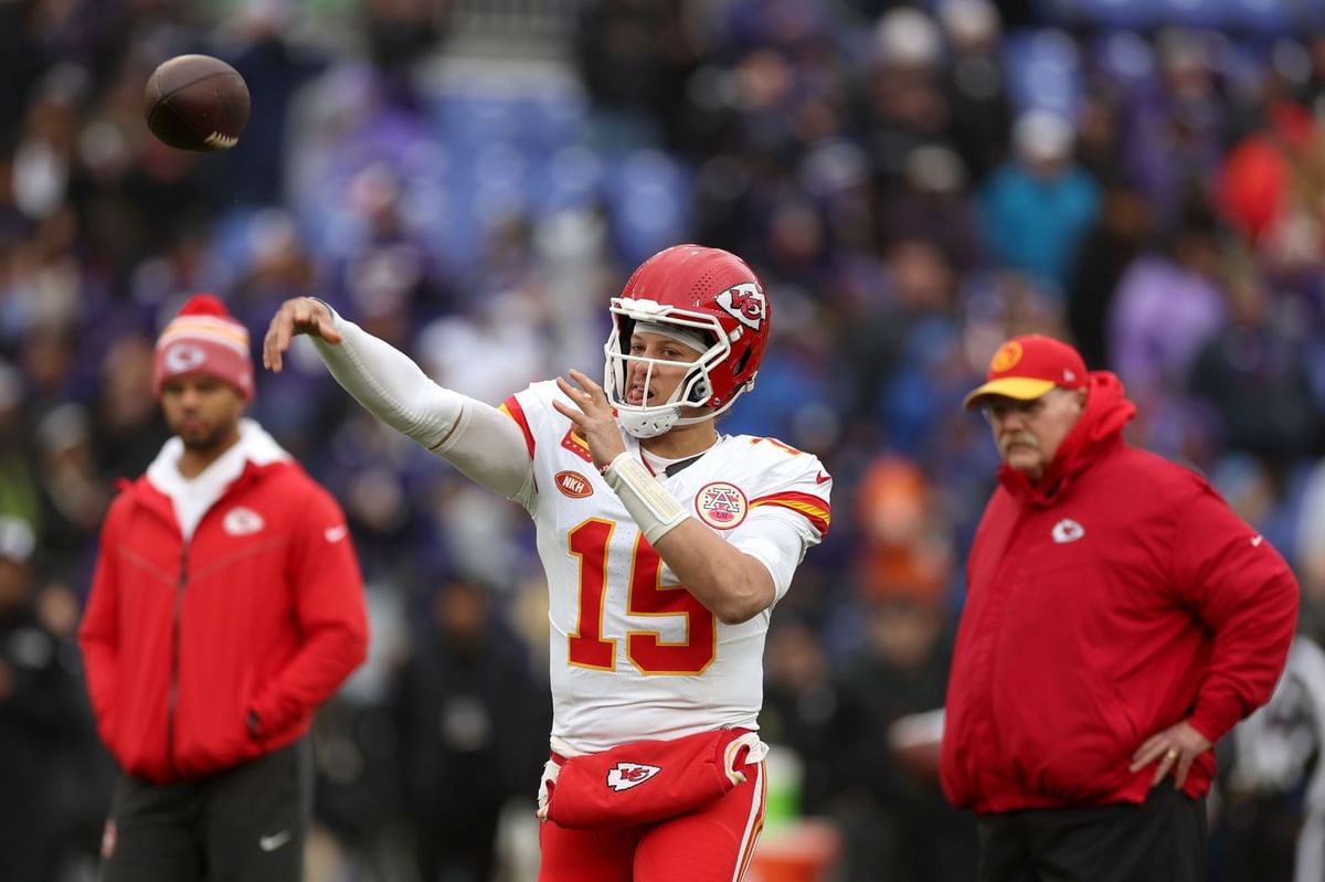 Patrick Mahomes embarrassed as Chiefs QB’s shirtless "dad-bod" picture goes viral