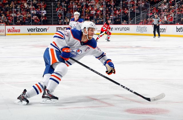 What brand of stick do most NHL players use? Checking out the top ...