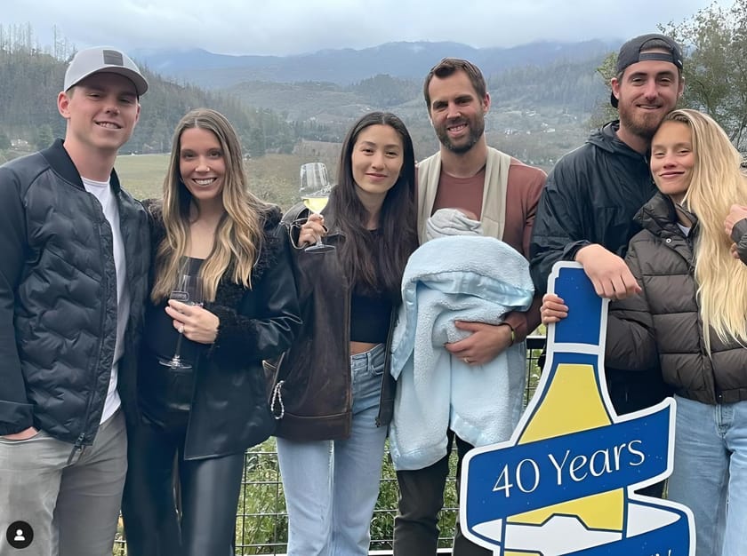 "You guys are so freaking cute!”- Cody Bellinger's picturesque reunion ...
