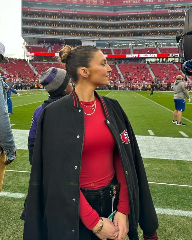 Who is Jake Moody Girlfriend, Kamryn Abraskin?