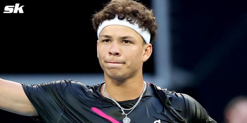 "Literally wearing a bin bag," "Wearing this must've been a nightmare ...