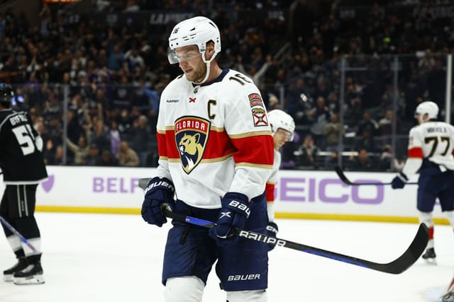 Aleksander Barkov injury: Why did Florida Panthers captain exit game ...
