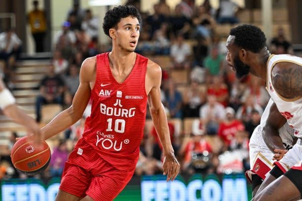 Where does Zaccharie Risacher go to College