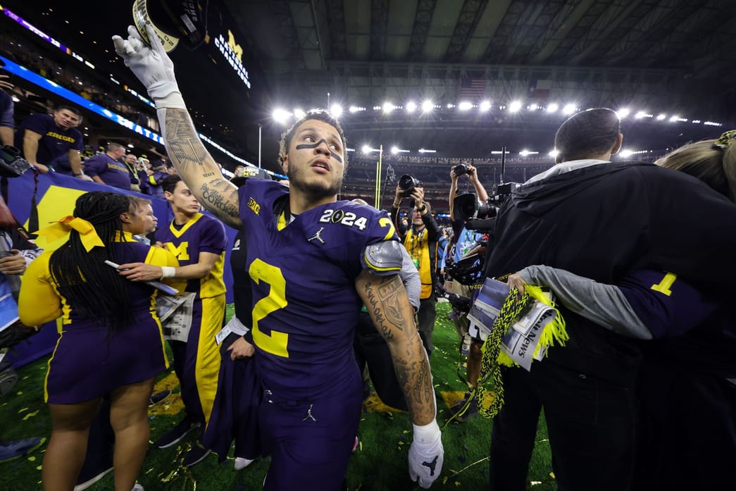 WATCH: $885000 NIL-valued Michigan RB Blake Corum declares for 2024 NFL ...