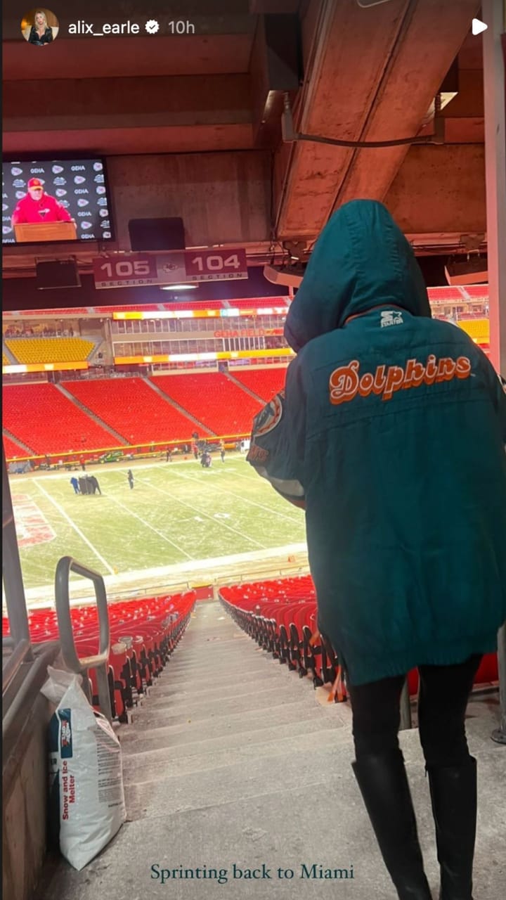 IN PHOTOS: Alix Earle 'sprinting' back to Miami as Braxton Berrios ...