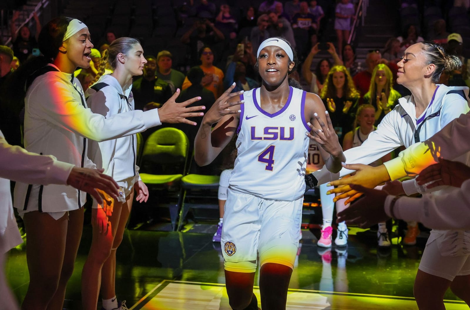 5 women's college basketball players with the highest NIL deals in 2024 ...