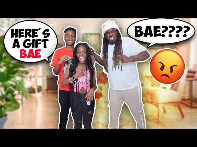 Ahzee Damis' Profile, Net Worth, Age, Height, Relationships, FAQs