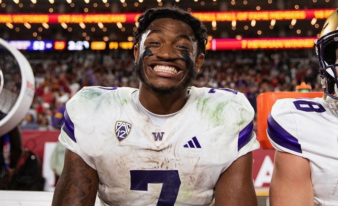 How tall is Dillon Johnson?