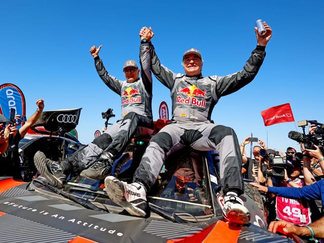 Ferrari F1 star Carlos Sainz’s father wins Dakar Rally and breaks his ...
