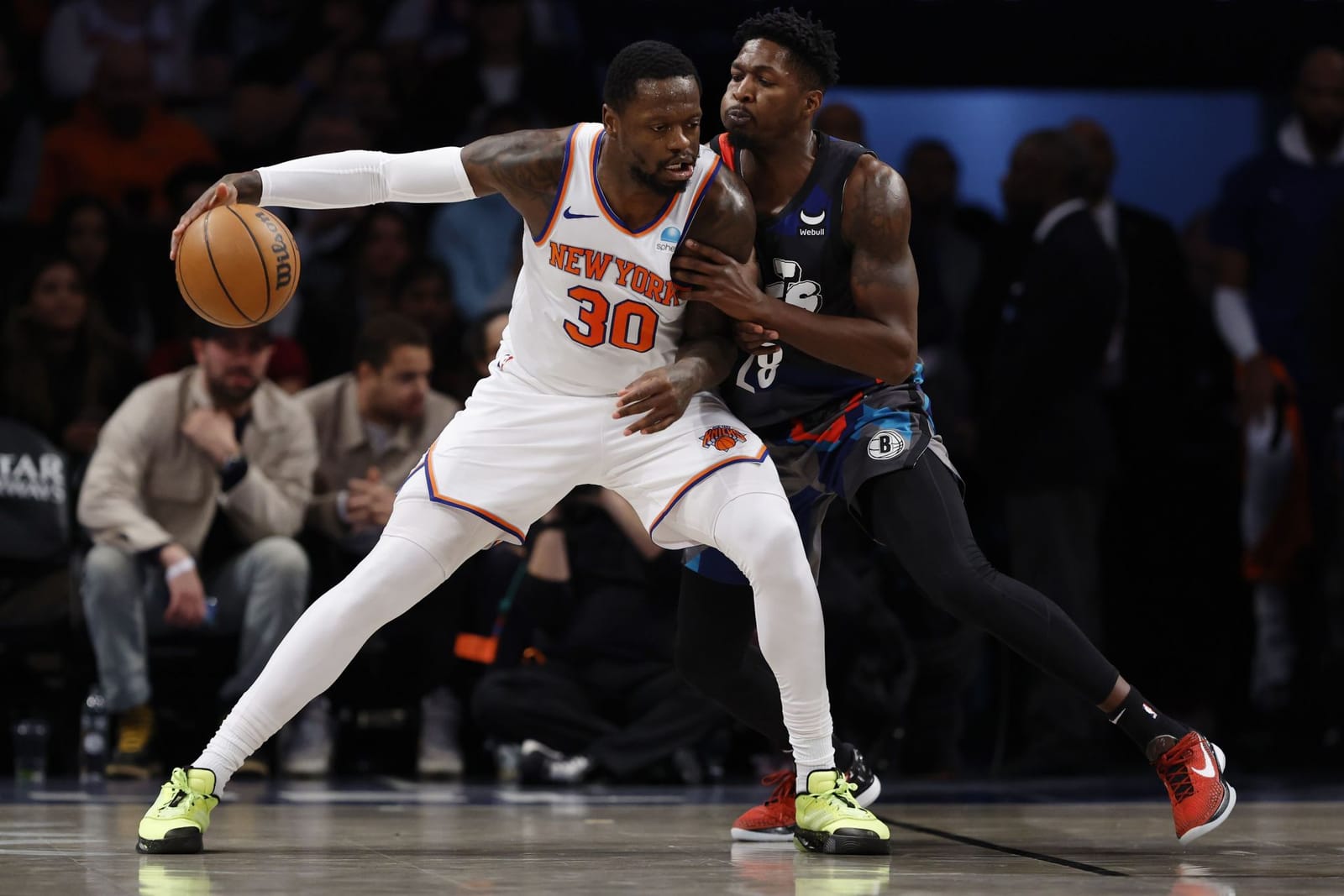 Which NBA teams have the largest market sizes? Exploring the economic ...