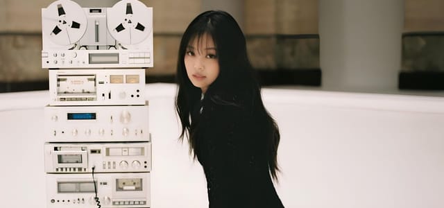 "She's gonna be busy this year": Fans excited as BLACKPINK's Jennie ...