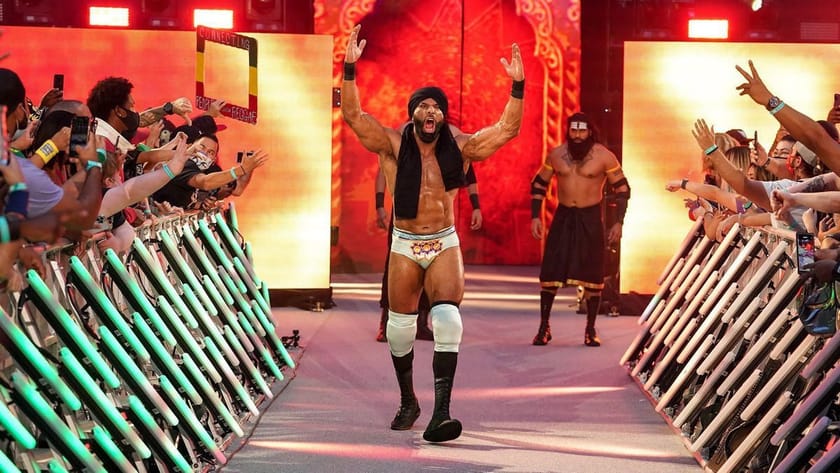 WWE: 5 Reasons Jinder Mahal Deserves a Title Shot