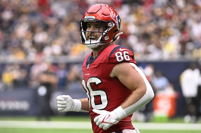 Dalton Schultz Contract Breakdown, Salary, Contract Terms and more