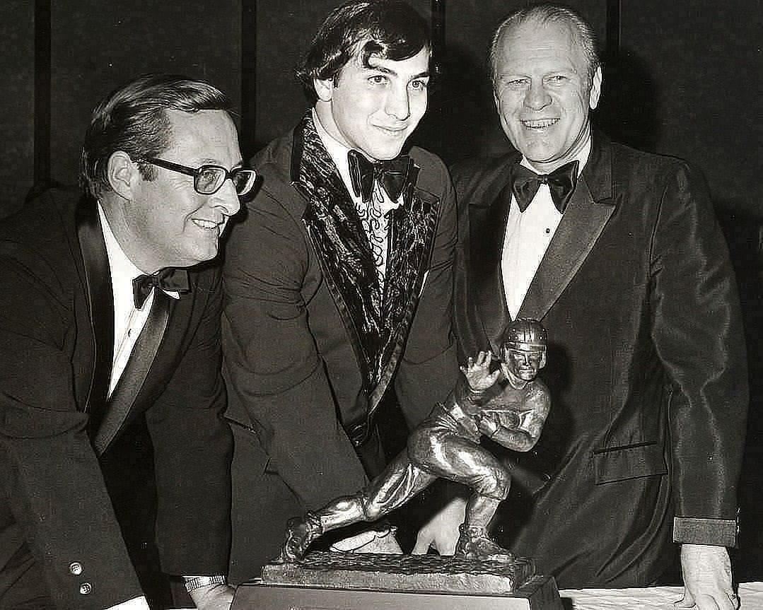 Complete List of Heisman Trophy Finalists Year by Year | Sportskeeda