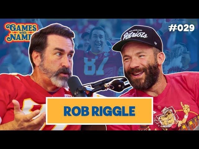 Rob Riggle explains Tom Brady's secret to success while hosting SNL