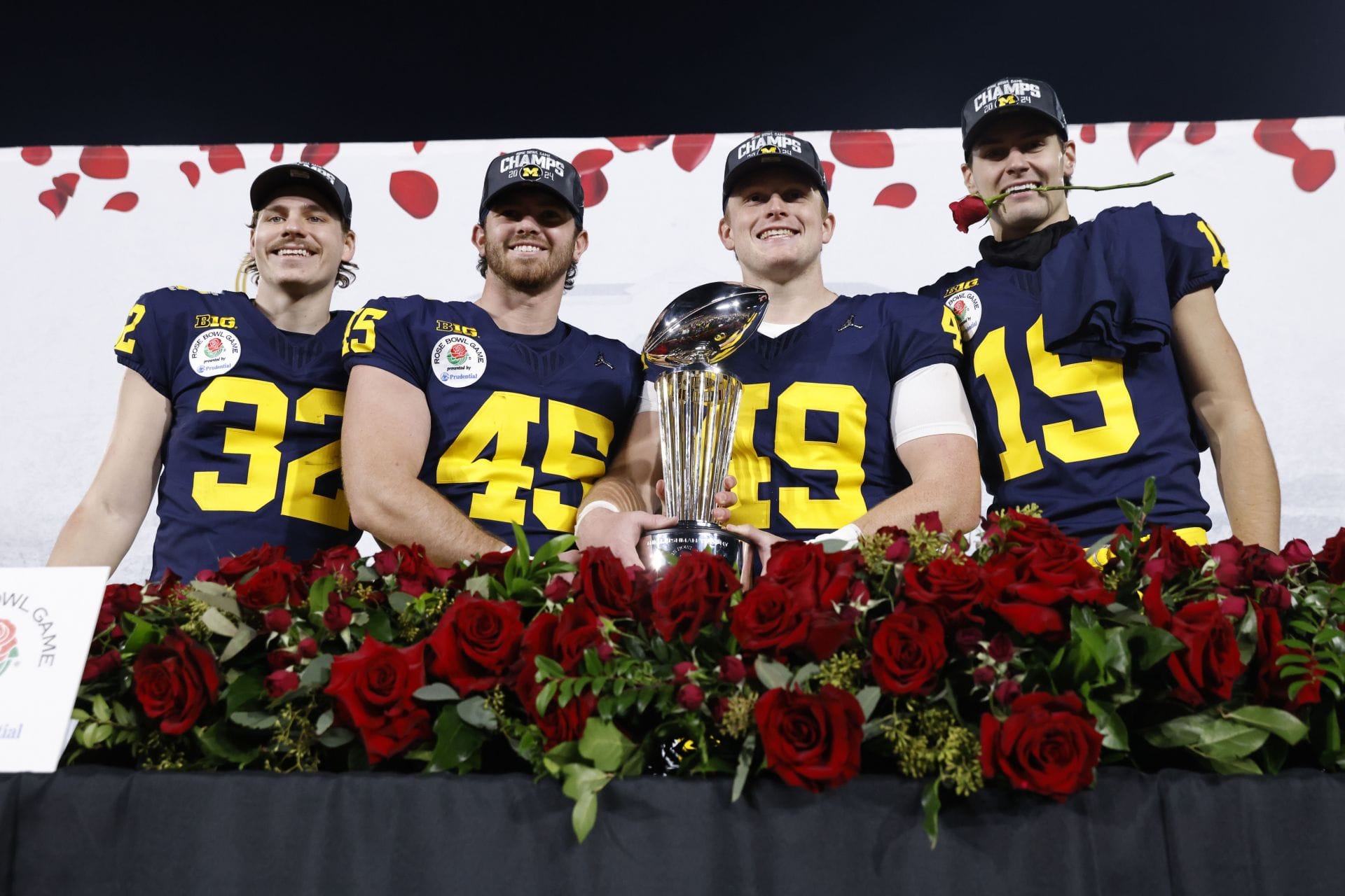 "Reminds me of deflategate" - NFL insider Adam Schefter compares ...