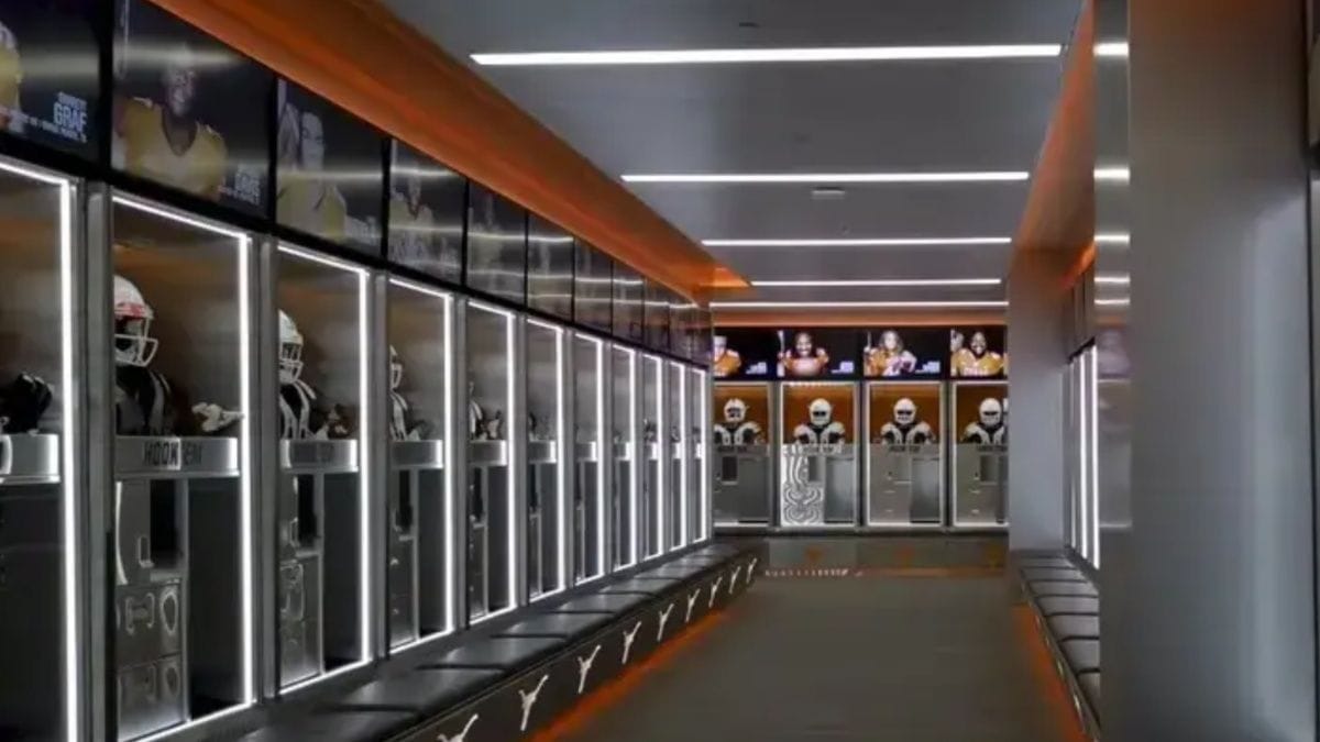 Top 7 college football programs that splurged on stunning locker room ...