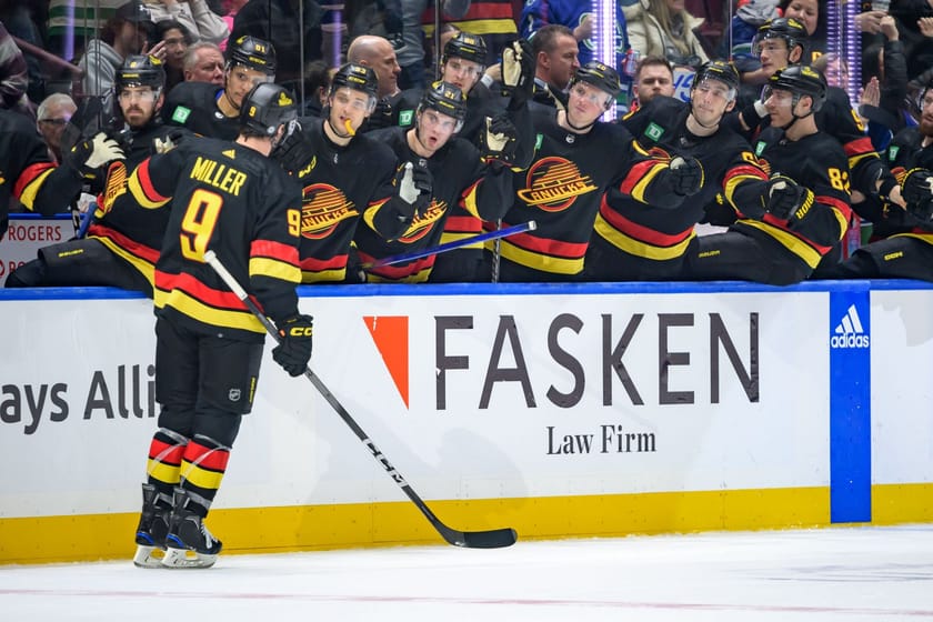 Vancouver Canucks vs Carolina Hurricanes projected lineups, NHL ...