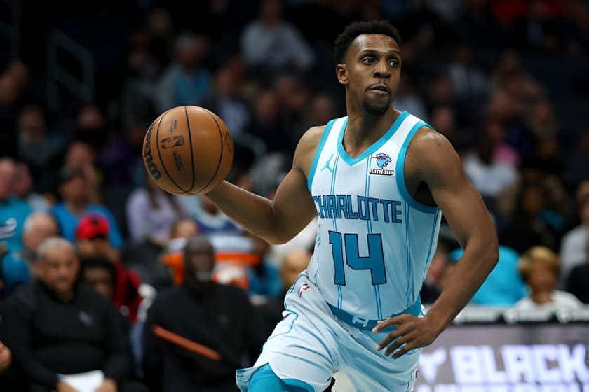 Ish Smith wingspan | Height, weight and much more.