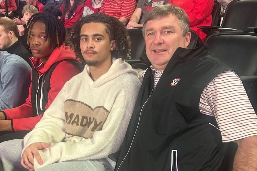 CFB world roasts $30,000,000 worth Kirby Smart as Georgia HC poses with ...