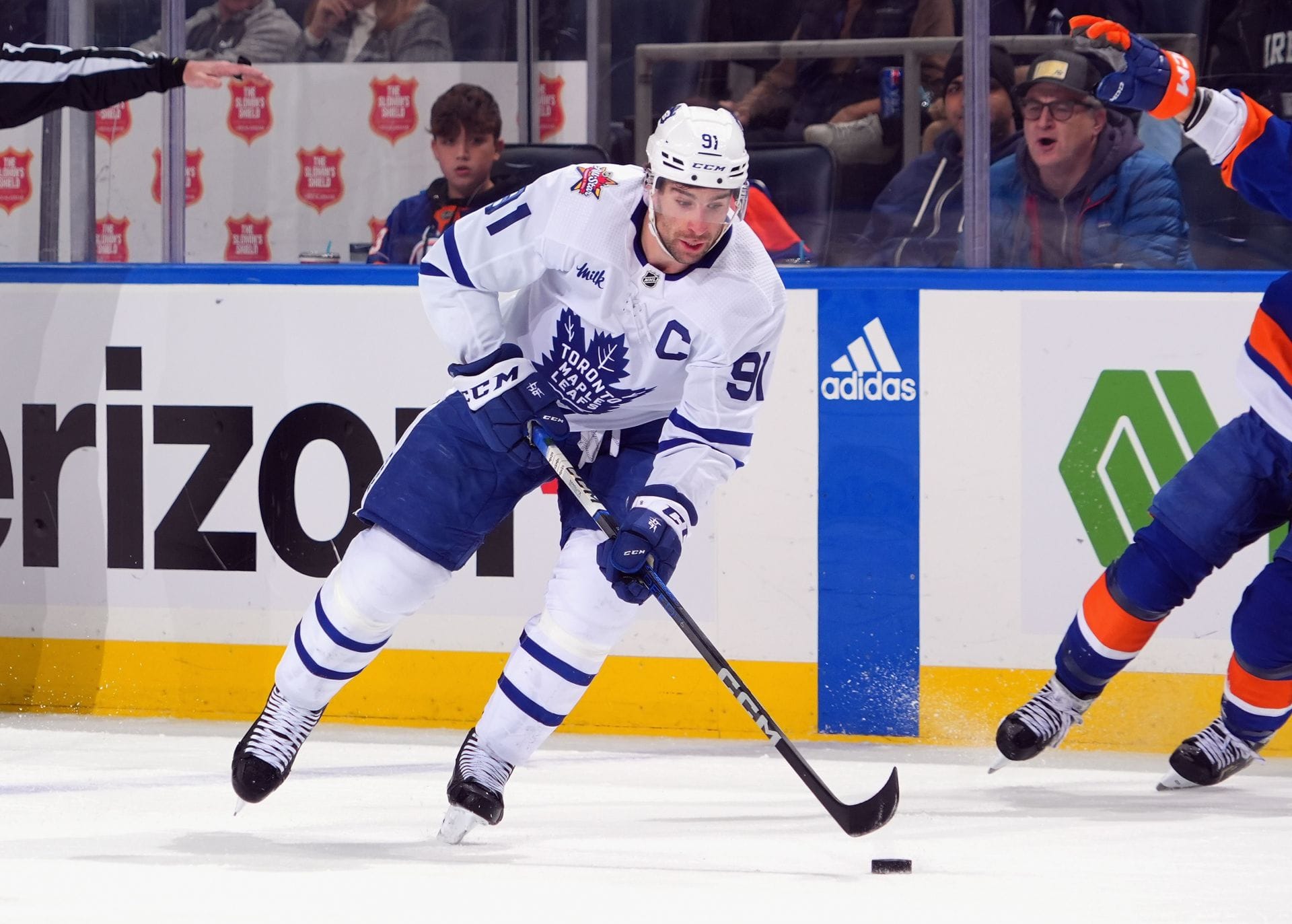 "Captain tax fraud with a 3 point night": Leafs nation troll John ...