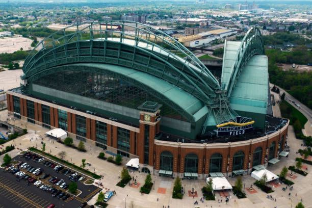 Milwaukee Brewers Stadium - History, Capacity, Seating Chart & Notable ...